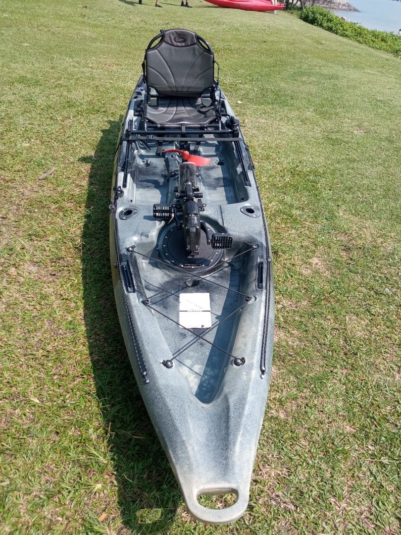 Mako 12 kayak negotiable, Sports Equipment, Fishing on Carousell