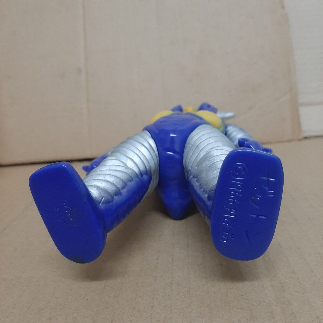 Marmit Zetton Alien Seijin Ultraman GID Event Limited Sofubi Soft Vinyl ...