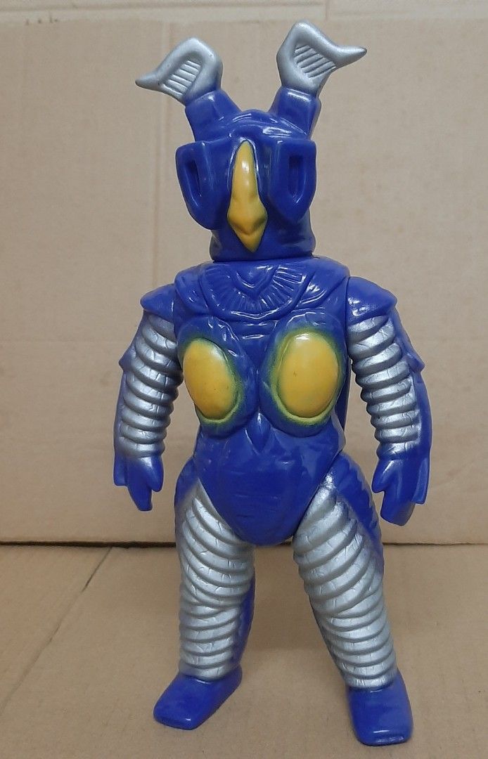 Marmit Zetton Alien Seijin Ultraman GID Event Limited Sofubi Soft Vinyl ...