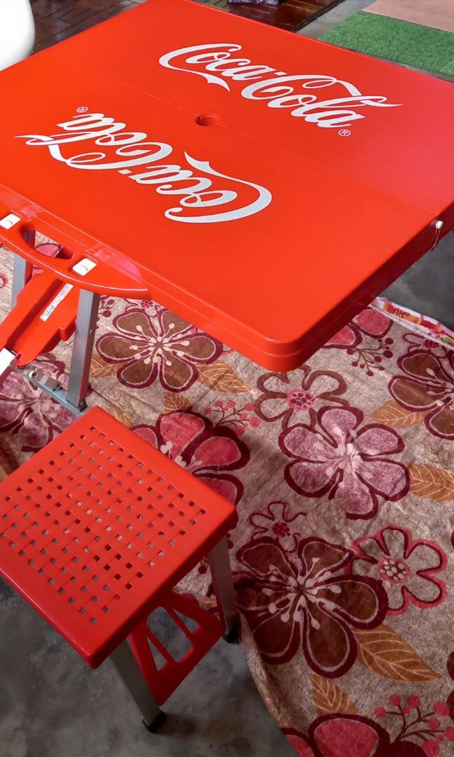 Meja coca-cola, Furniture & Home Living, Outdoor Furniture on Carousell