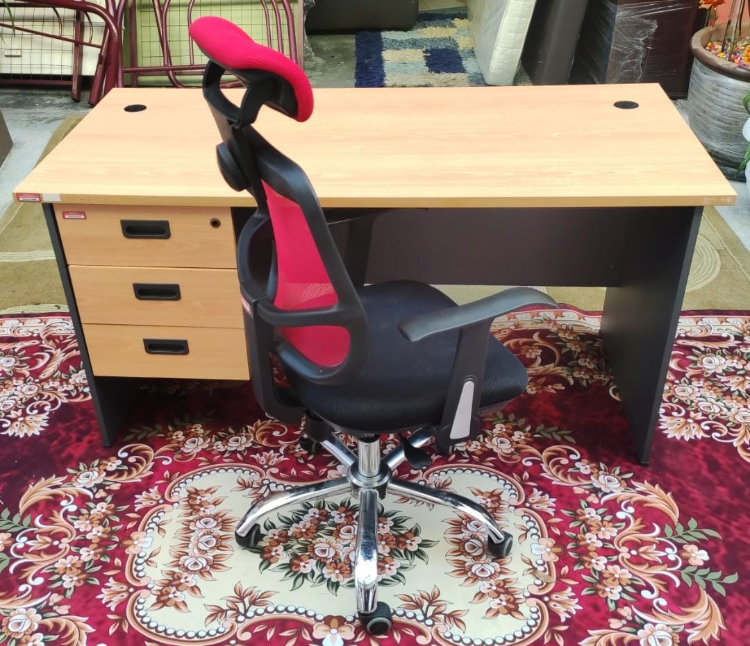 MEJA OFFICE, Furniture & Home Living, Furniture, Other Home Furniture ...