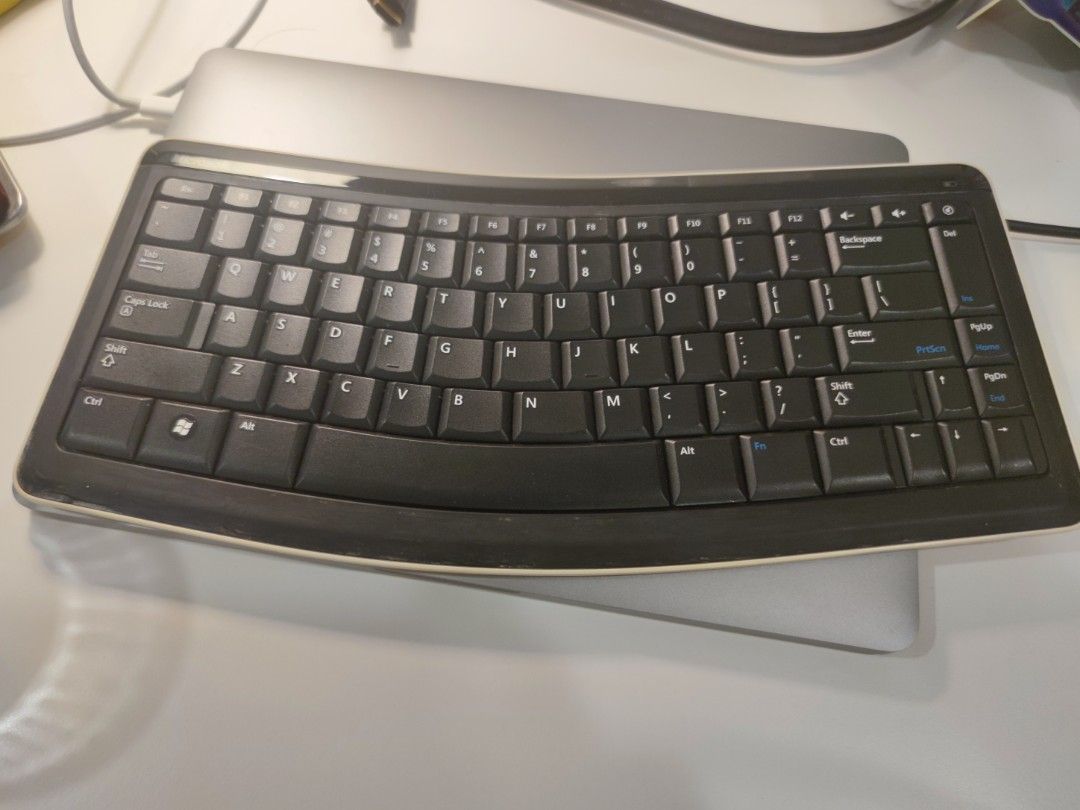 Microsoft Sculpt mobile keyboard Bluetooth, Computers & Tech, Parts ...