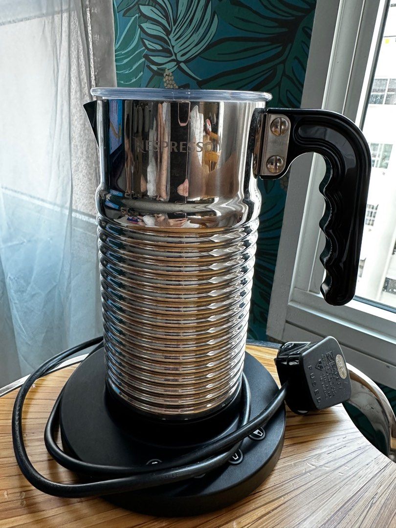 Nespresso Aeroccino 4 Milk Frother, TV & Home Appliances, Kitchen ...
