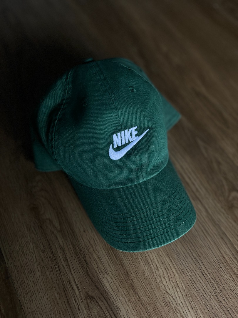 Nike Sportswear Heritage86 Futura, Men's Fashion, Watches & Accessories ...