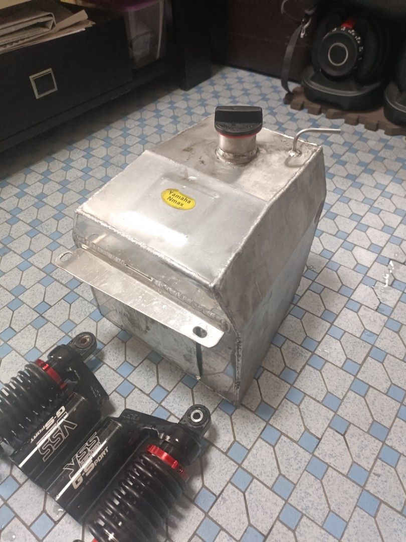Nmax 155 Suspension/ fuel tank, Motorcycles, Motorcycle Accessories on ...