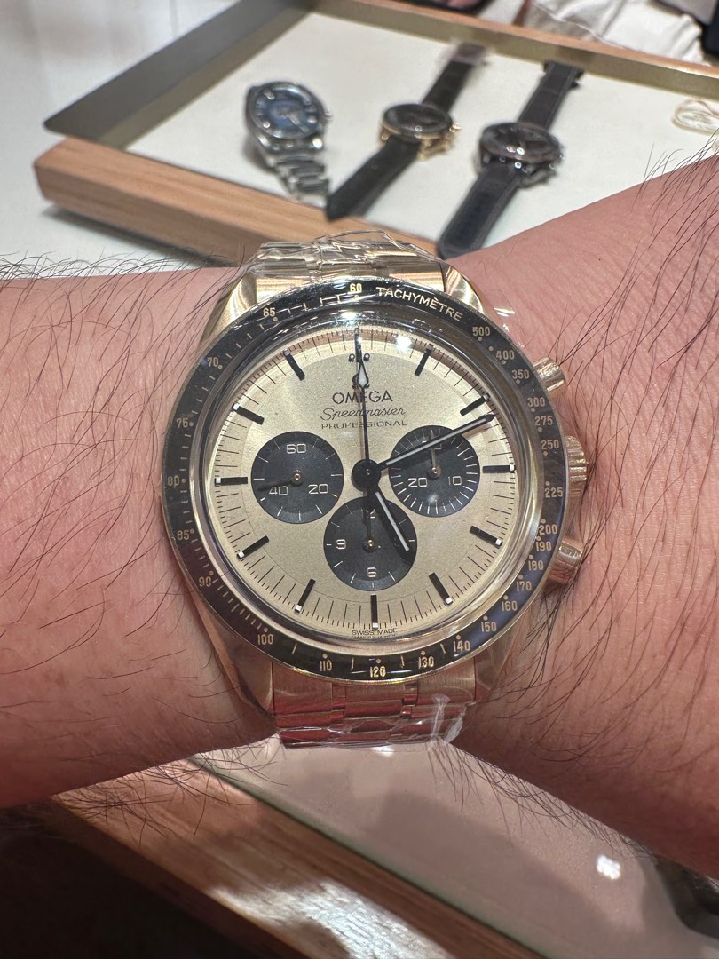 Omega Speedmaster full gold, Luxury, Watches on Carousell