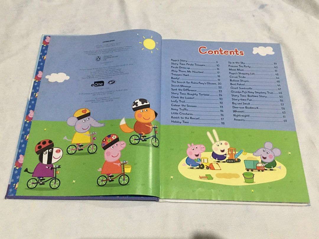 Peppa Pig - The Official Annual Books 2017-2018, Hobbies & Toys, Books ...