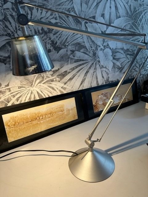 Philippe Starck - Flos - Designer Table Desk light lamp - Archimoon K ...