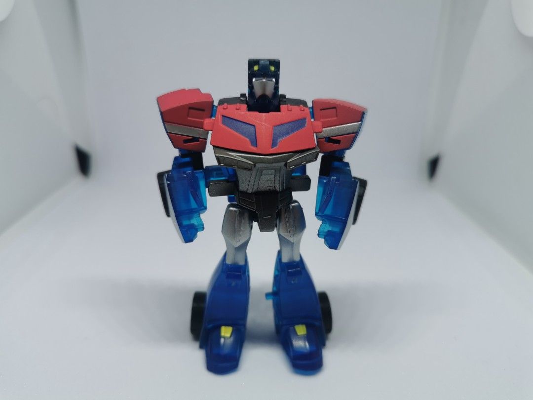 Rare Optimus Primes (legend class), Hobbies & Toys, Toys & Games on ...