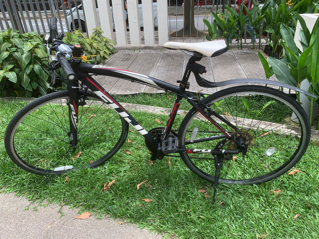 Road bike Fuji alu frame, Sports Equipment, Bicycles & Parts, Bicycles ...