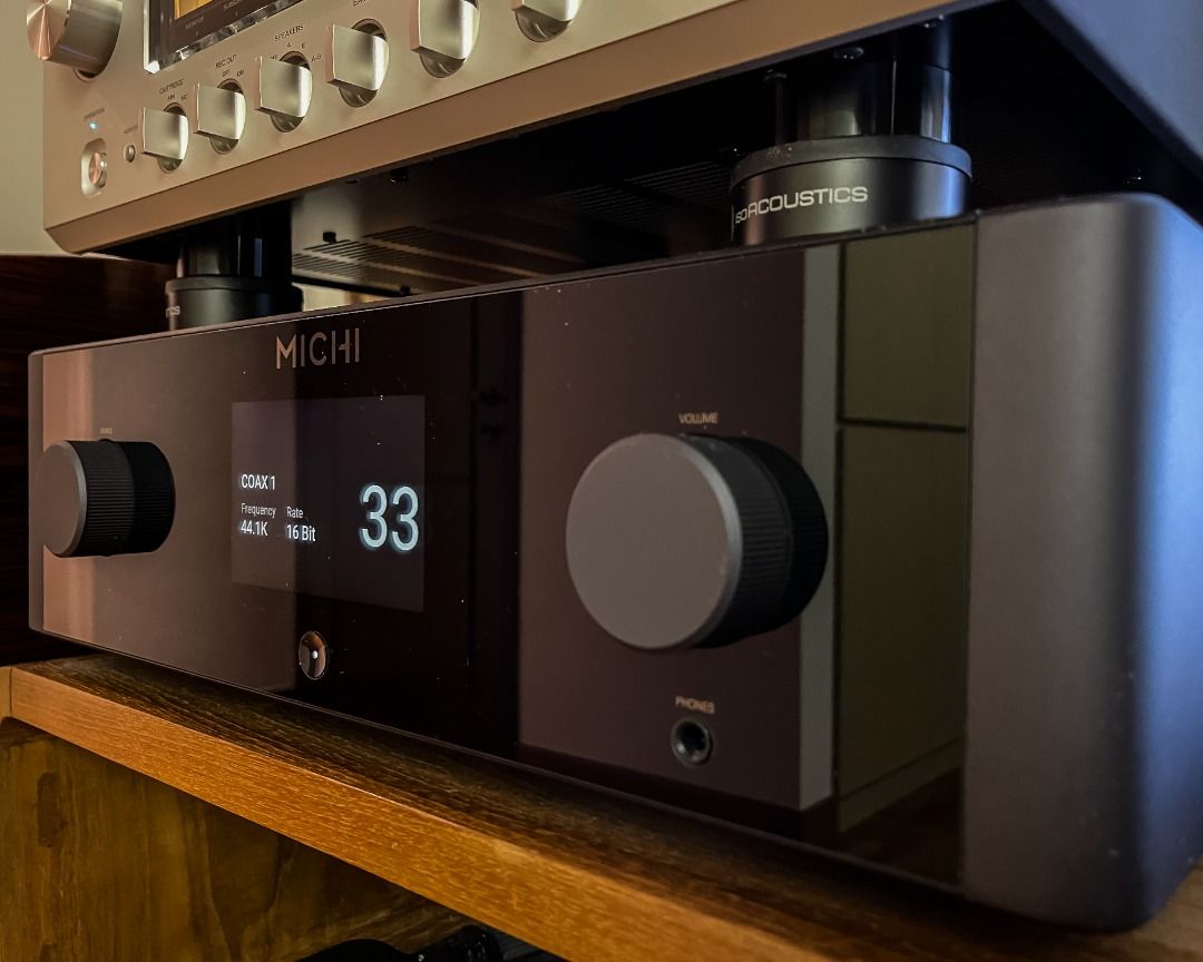 Rotel Michi P5 preamplifier, Audio, Soundbars, Speakers & Amplifiers on ...