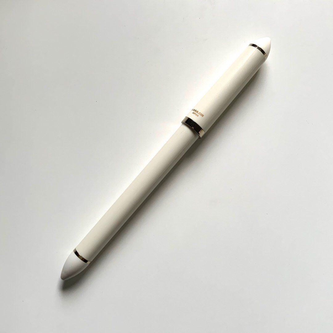 Sailor Fude de Mannen fountain pen, white, 40 degree fude nib on Carousell