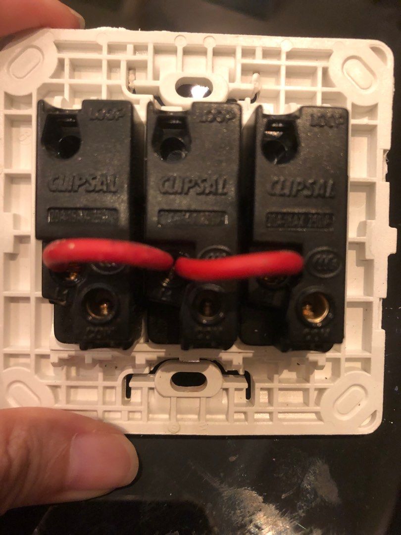 Schneider Electric Clipsal ZENcelo 3 gang flat switch with Onindicator ...