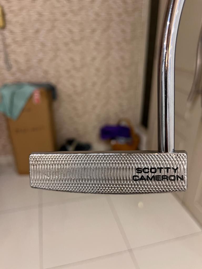 Scooty Cameron GO LO 5 Putter, Sports Equipment, Sports & Games, Golf ...