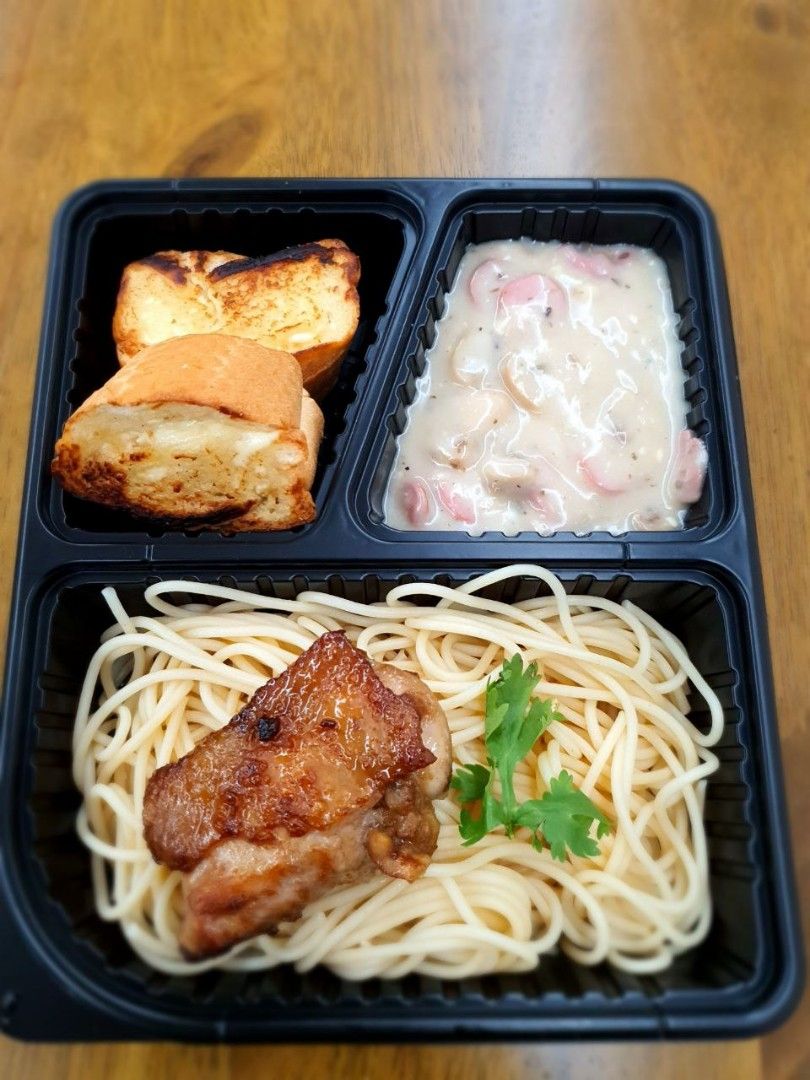 Spaghetti Carbo Chicken Chop, Food & Drinks, Local Eats on Carousell