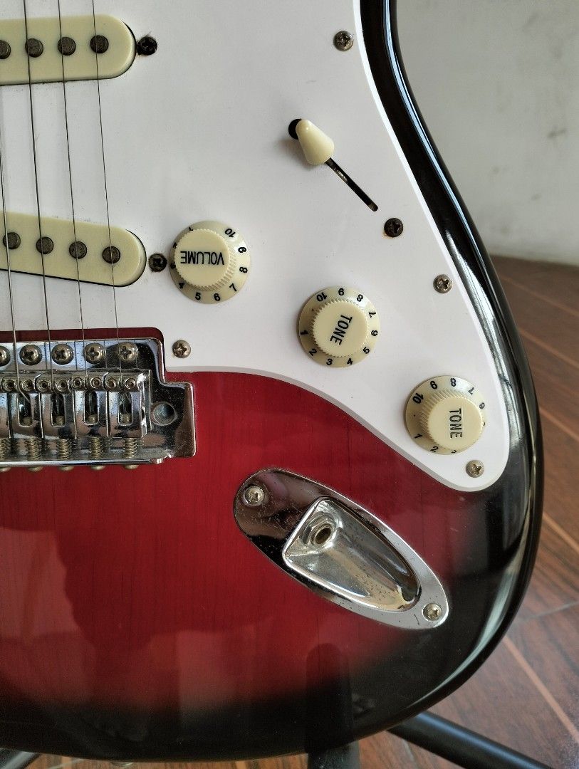 SX Electric Guitar on Carousell