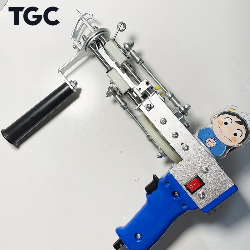 Tufting Gun + Rug Sheerer (could be sold separately), Hobbies & Toys ...