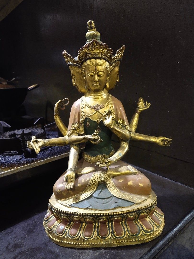Vintage brass Tibet 3 heads 8 arms statue on Carousell
