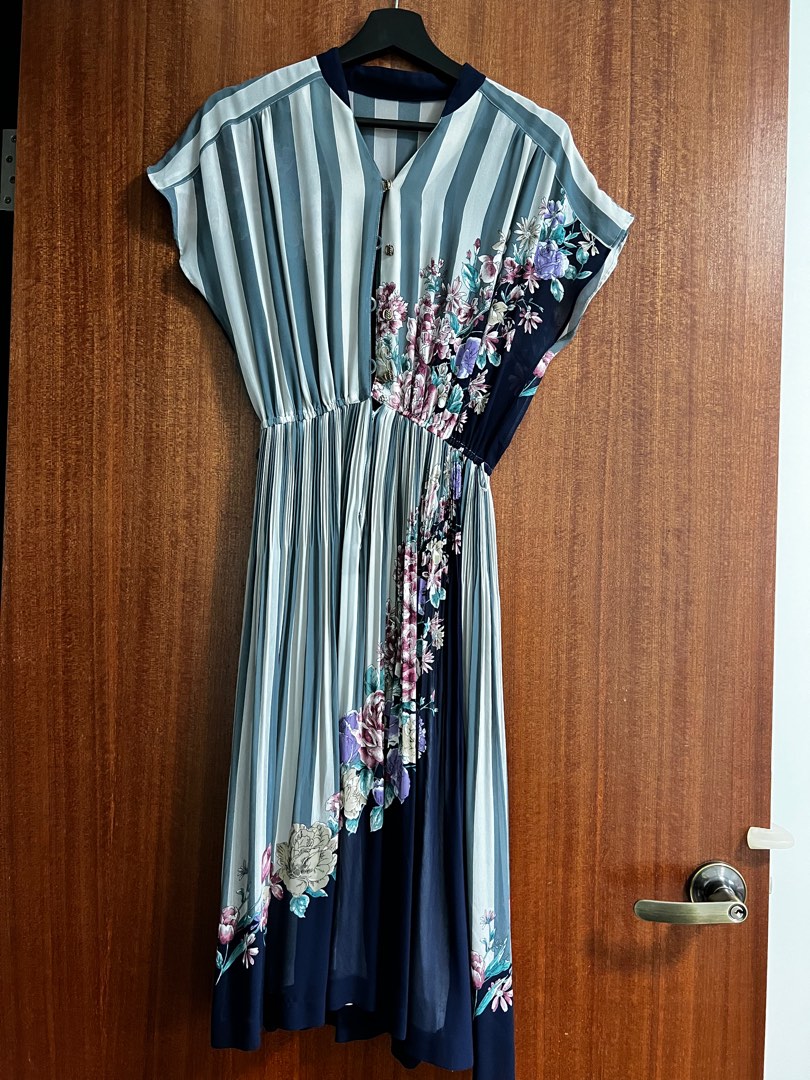 Vintage one piece dress floral, Women's Fashion, Dresses & Sets ...