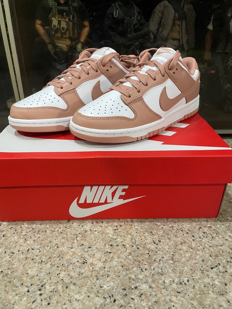 [US WMNS 7.5] nike dunk low Rose whisper, Women's Fashion, Footwear, Sneakers on Carousell