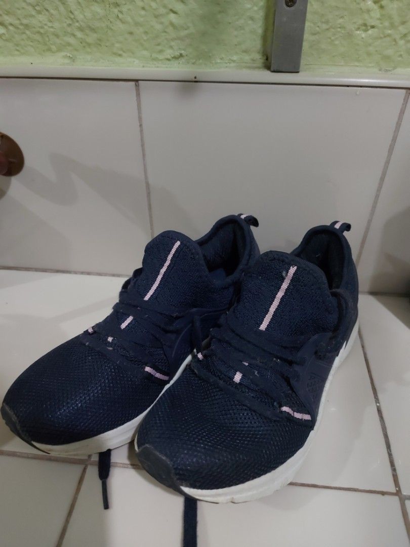 World Balance Shoes (Navy Blue) on Carousell