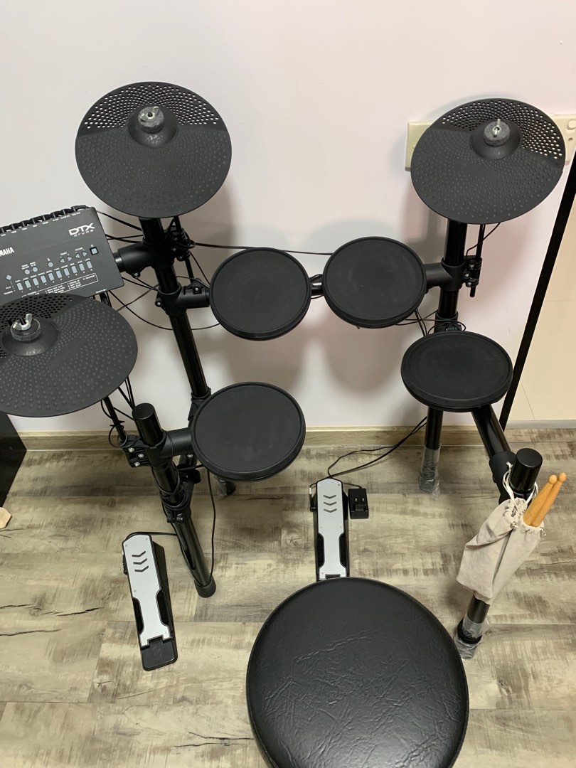 Yamaha DTX 402K Electronic Drums, Hobbies & Toys, Music & Media ...