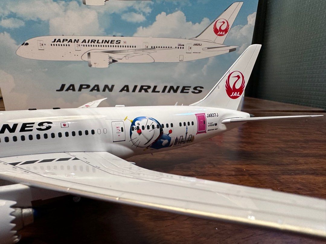 1:200 Japan Airlines (JAL) Boeing 787-8 Doraemon Livery, Hobbies & Toys ...