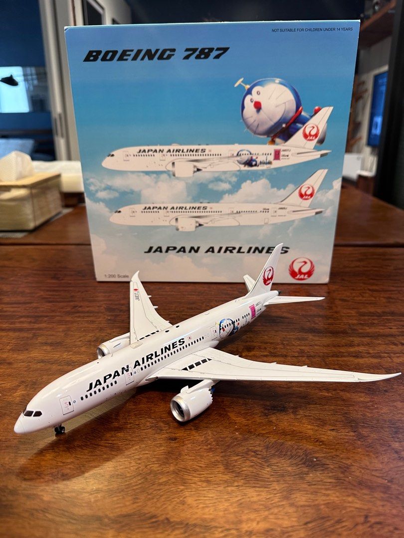 1:200 Japan Airlines (JAL) Boeing 787-8 Doraemon Livery model airplane ...