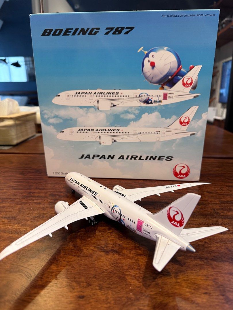 1:200 Japan Airlines (JAL) Boeing 787-8 Doraemon Livery, Hobbies & Toys ...