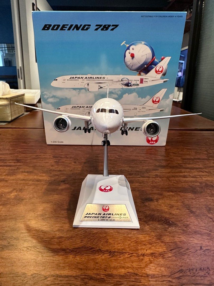1:200 Japan Airlines (JAL) Boeing 787-8 Doraemon Livery, Hobbies & Toys ...