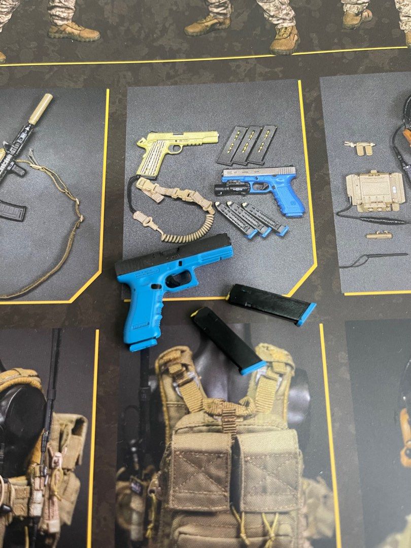 1/6 Scale SIMUNITION G17 Pistol (Damtoys 78088), Hobbies & Toys, Toys ...