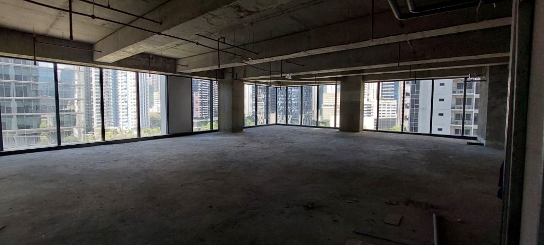 182 SQM Office Space in High Street South Corporate Plaza, BGC, Taguig ...