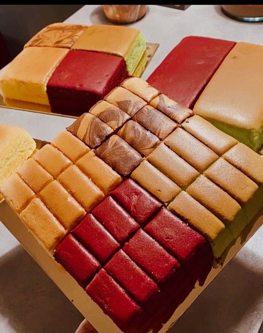 4in1 Raya Cake kuih raya, Food & Drinks, Homemade Bakes on Carousell