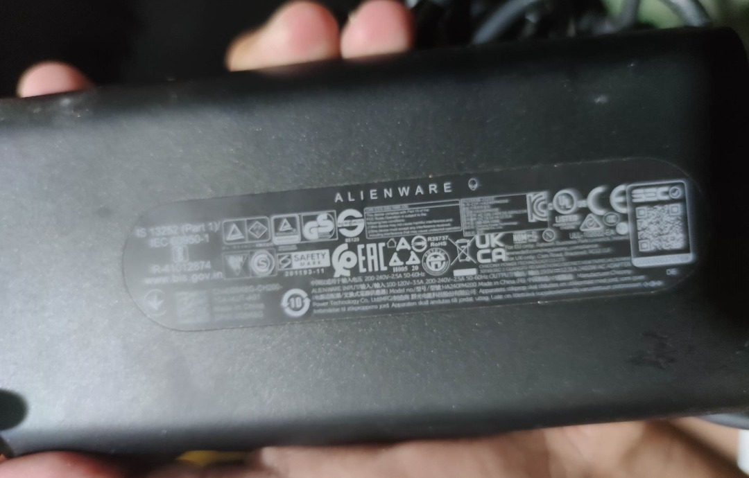 Alienware Original Charger - 19.5V 12.31A 240 Watts on Carousell