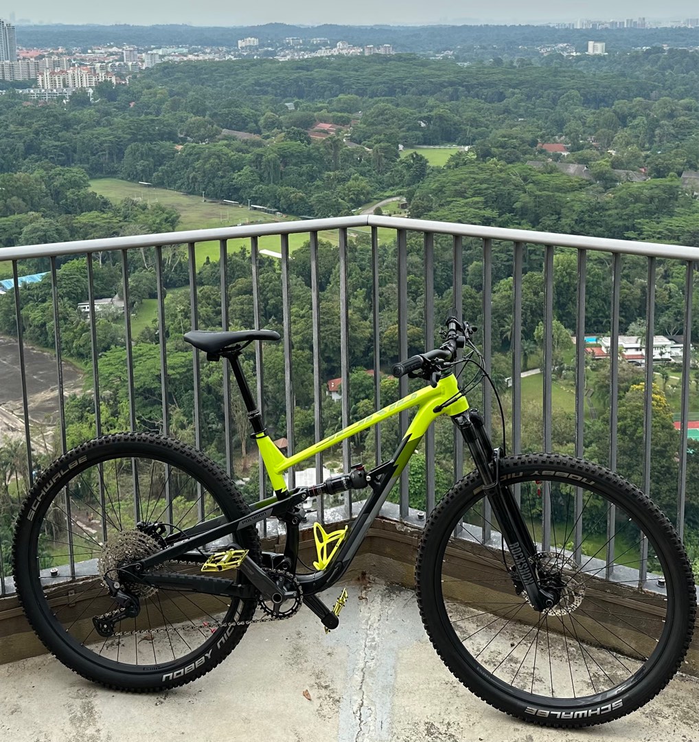 Polygon Siskiu D7 29er M size 2022 Model, Sports Equipment, Bicycles ...