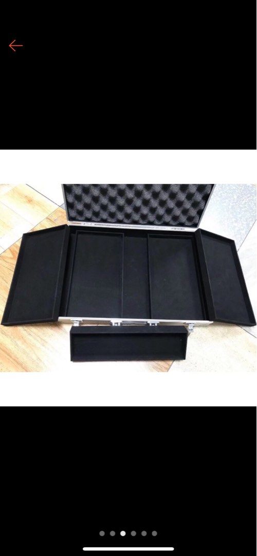 Aluminum mahjong tile case, Furniture & Home Living, Home Improvement ...