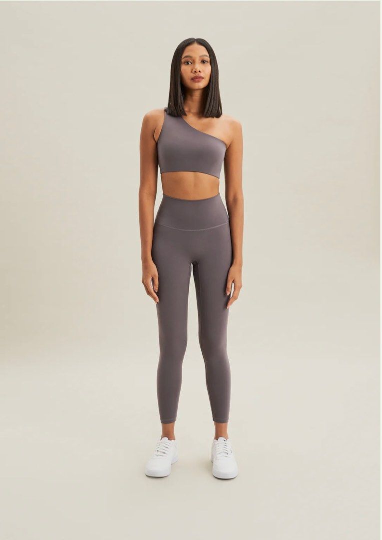 Anya Dreamluxe Toga Bra in Stardust, Women's Fashion, Activewear on ...