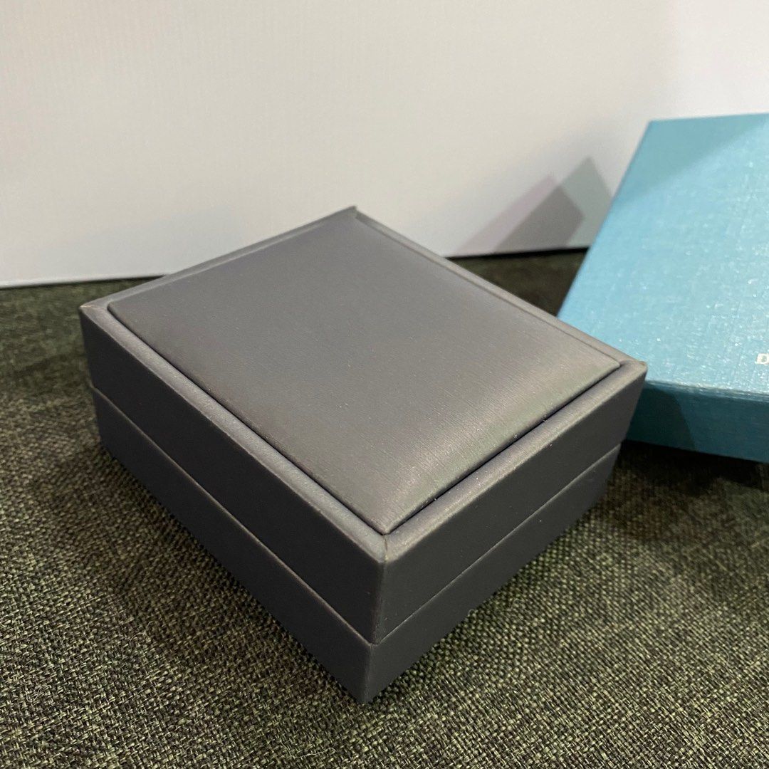 Authentic Diamond & Platinum Gift Box Set, Luxury, Accessories on Carousell