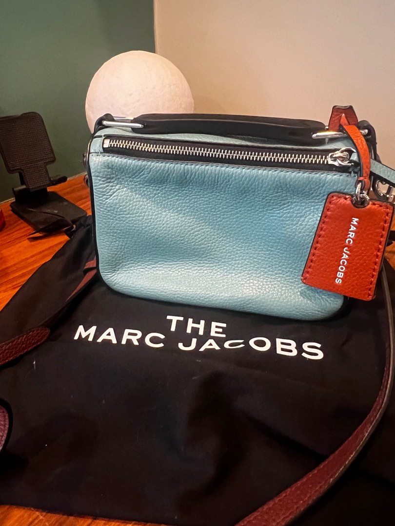 Authentic MARC JACOBS the soft box cross body bag on Carousell