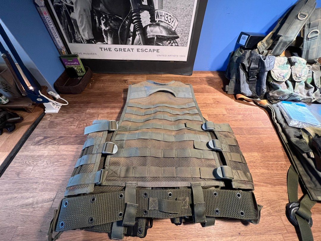 BLACKHAWK! STRIKE D.O.A.V. Assault Vest Molle Platform M81 Woodland ...