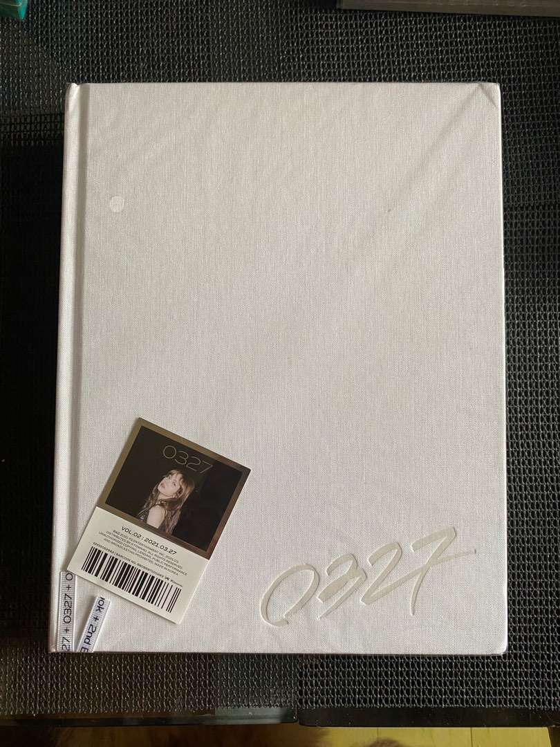 BLACKPINK Lisa Photobook 0327 Vol.2 Second Edition, Hobbies & Toys ...