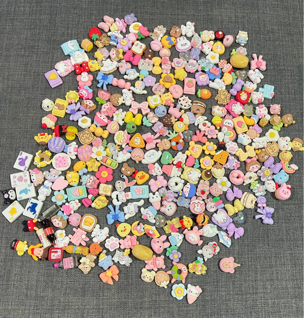 Cartoon decorations DIY accessories 3D, Cartoons, Sanrio Characters ...