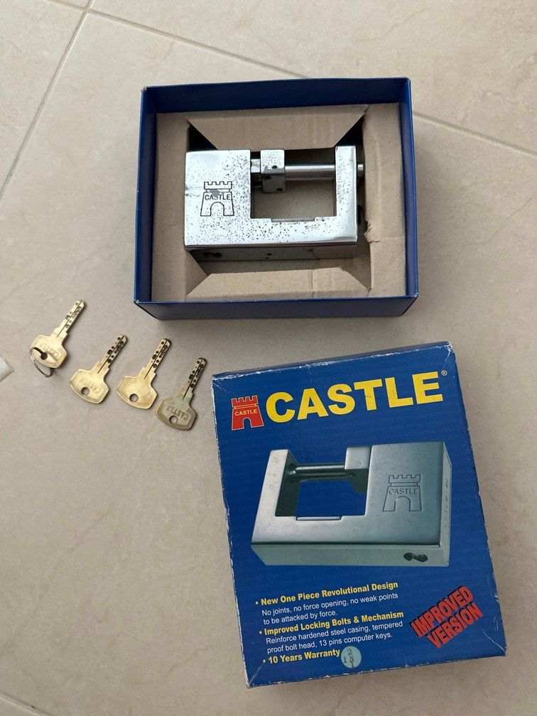 Castle lock for HDB Gate, Furniture & Home Living, Security & Locks ...