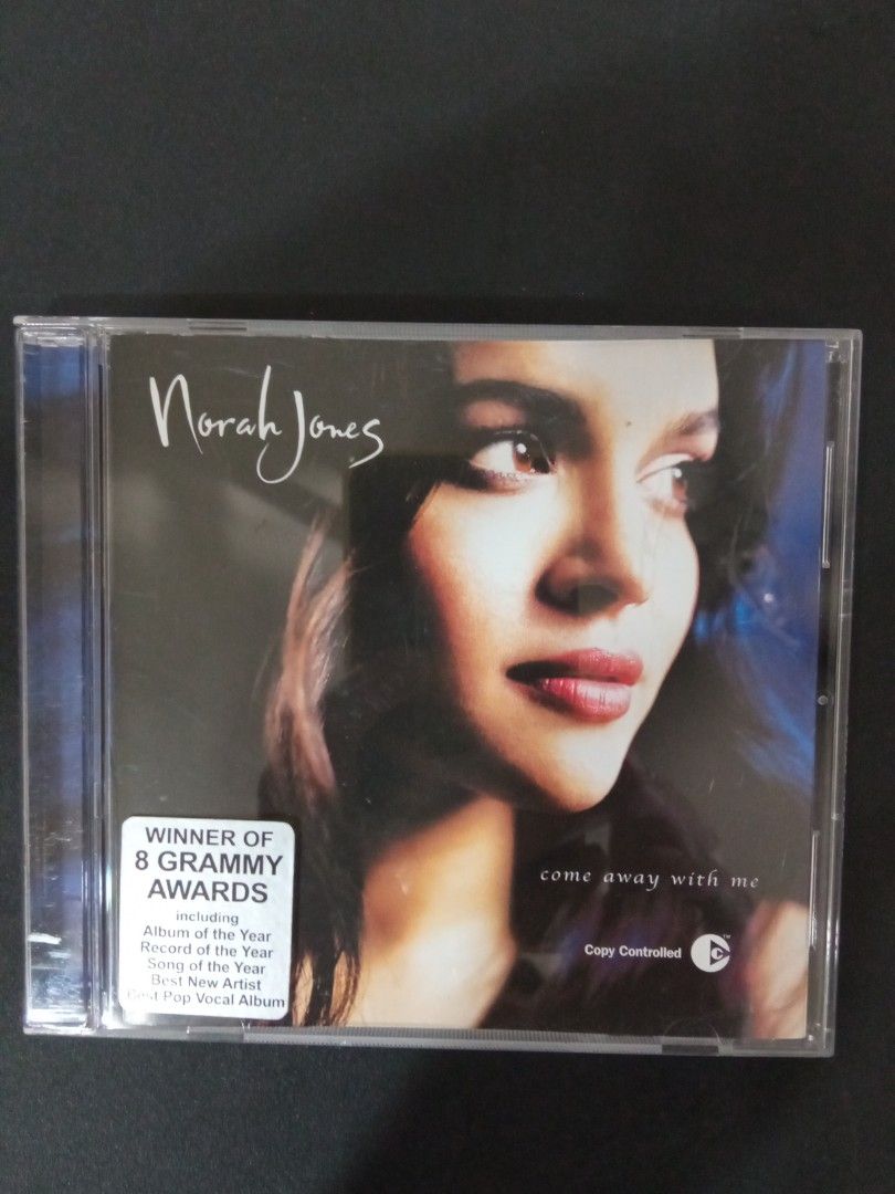 CD Norah Jones - Come away with me, Hobbies & Toys, Music & Media, CDs & DVDs on Carousell