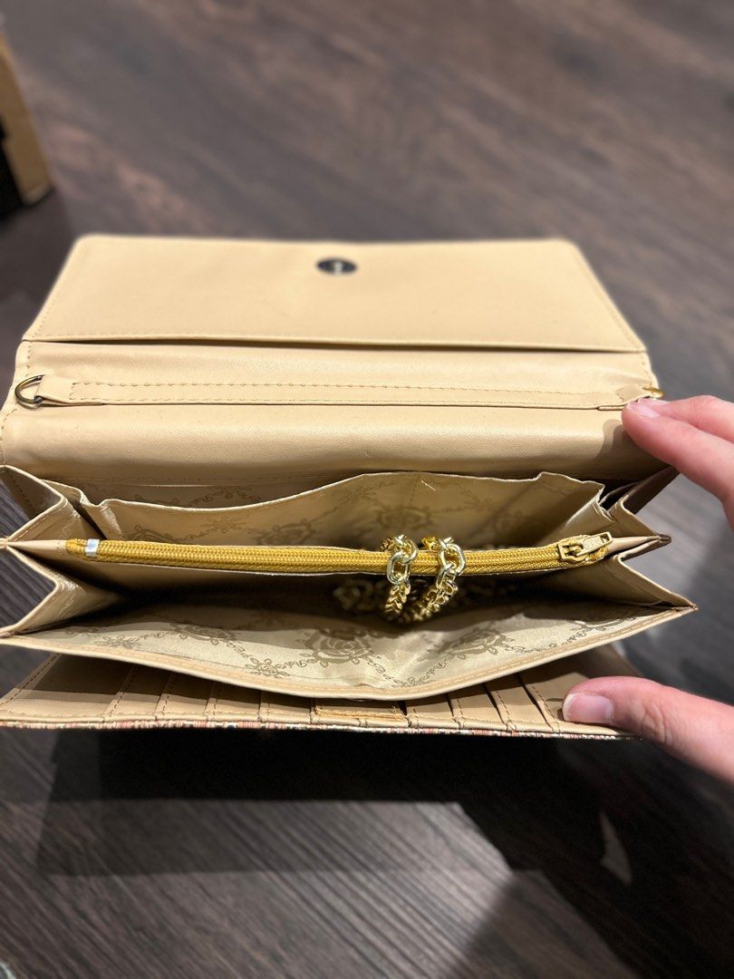 Clutches bag with chain, Women's Fashion, Bags & Wallets, Clutches on ...