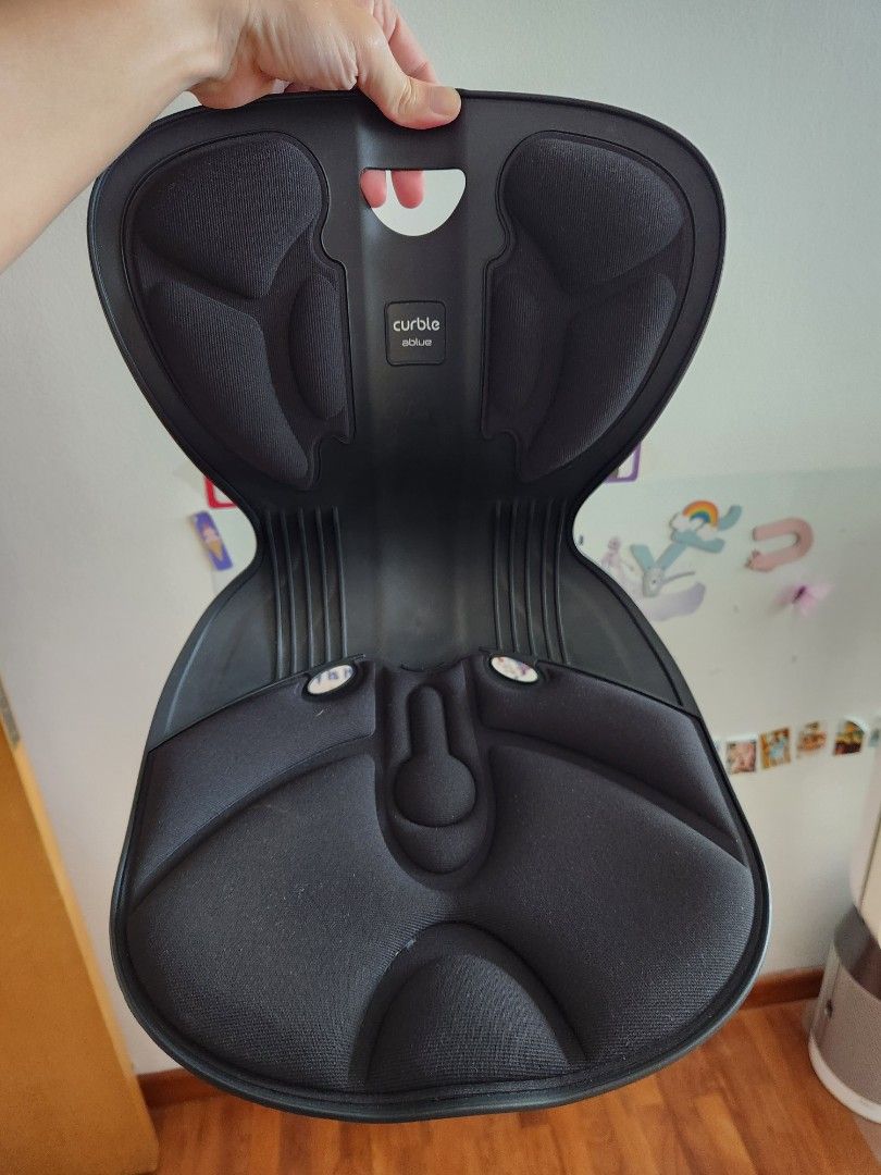 Curble chair comfy, Furniture & Home Living, Furniture, Chairs on Carousell