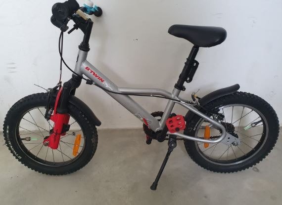 Decathlon Boys Kids Bike Btwin 16 inch Monster Truck 4-6 years - Black ...