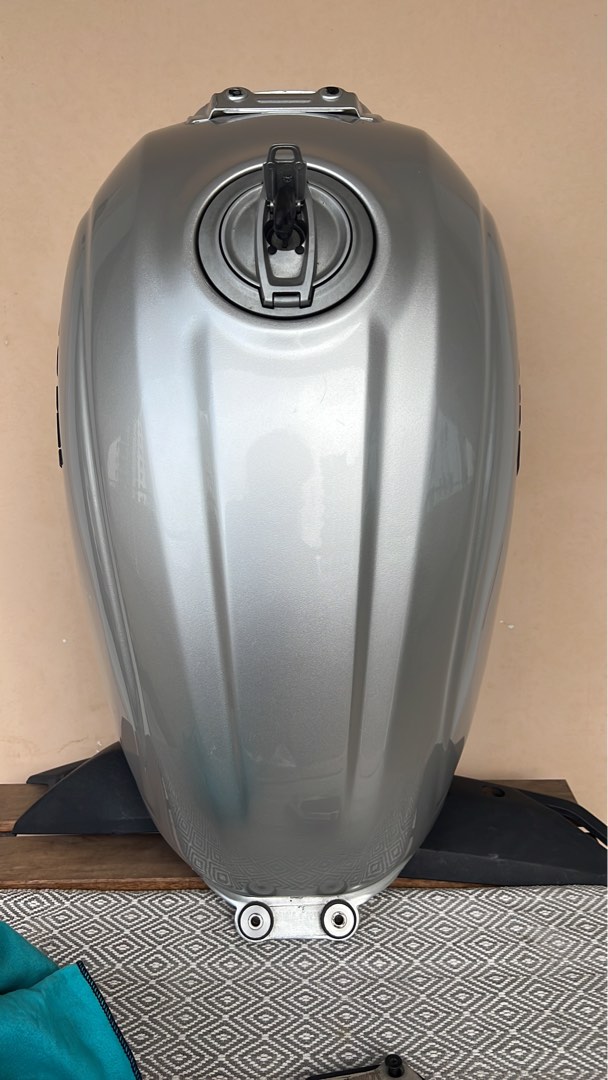 Ducati scrambler sixty2 tank, Motorcycles, Motorcycle Accessories on ...