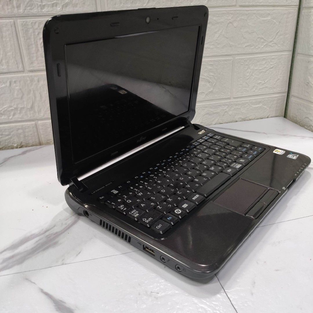 Fujitsu Netbook w/ Camera, Computers & Tech, Laptops & Notebooks on ...