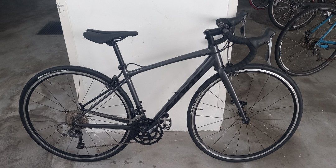 GIANT CONTEND 3 COLD IRON XS, Sports Equipment, Bicycles & Parts, Bicycles on Carousell